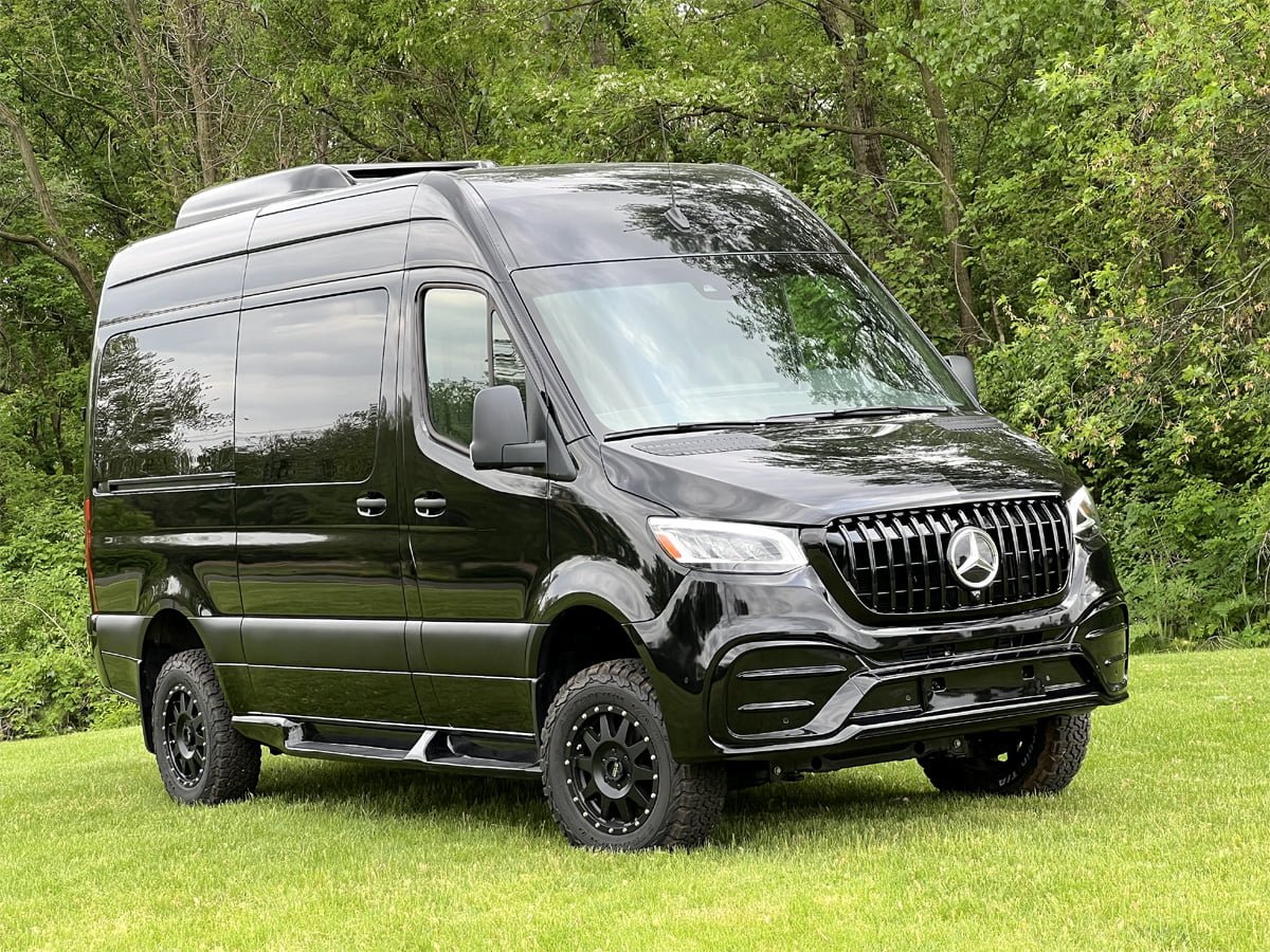 Evolution 144 | Deluxe Series | Custom Luxury Sprinter Vans